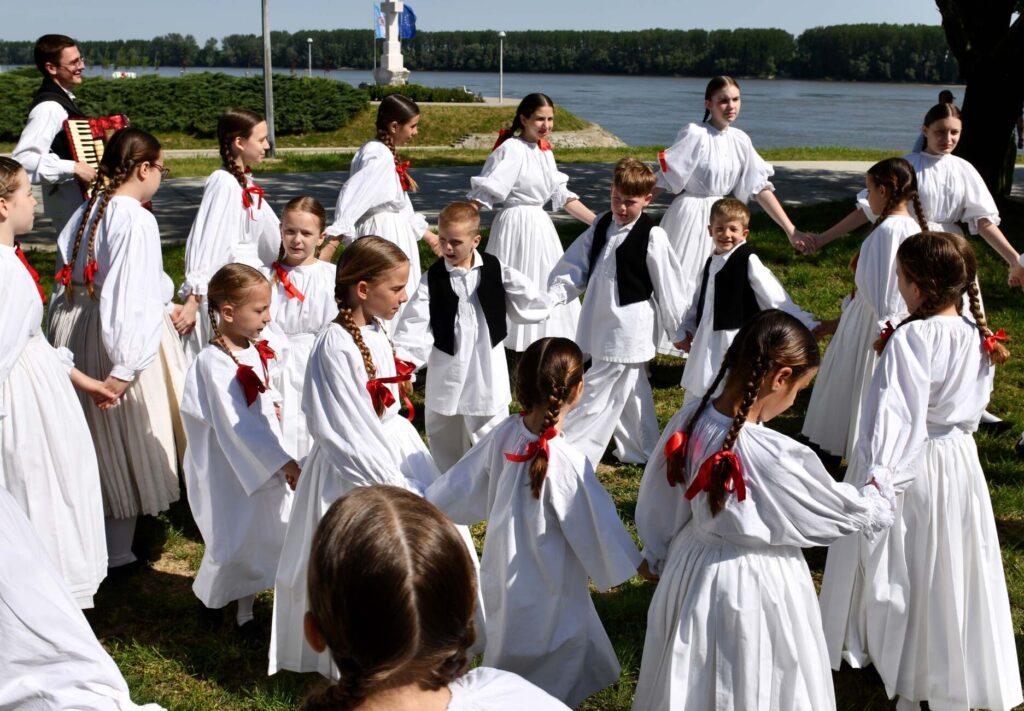 Veliko priznanje za "Srčeka" Folklornog ansambla "Zagreb-Markovac ...